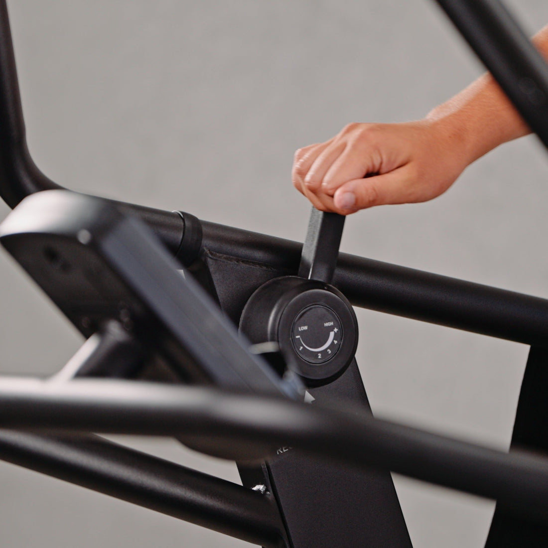 ARROW® Studio Curve Runner Treadmill (Pre Order) | SCF